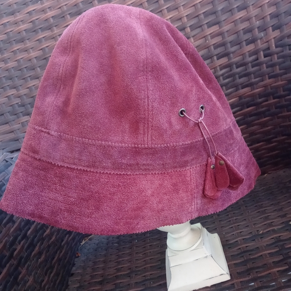 J. Crew | Accessories | J Crew Suede Leather Bucket Cap Hat Maroon Sm ...